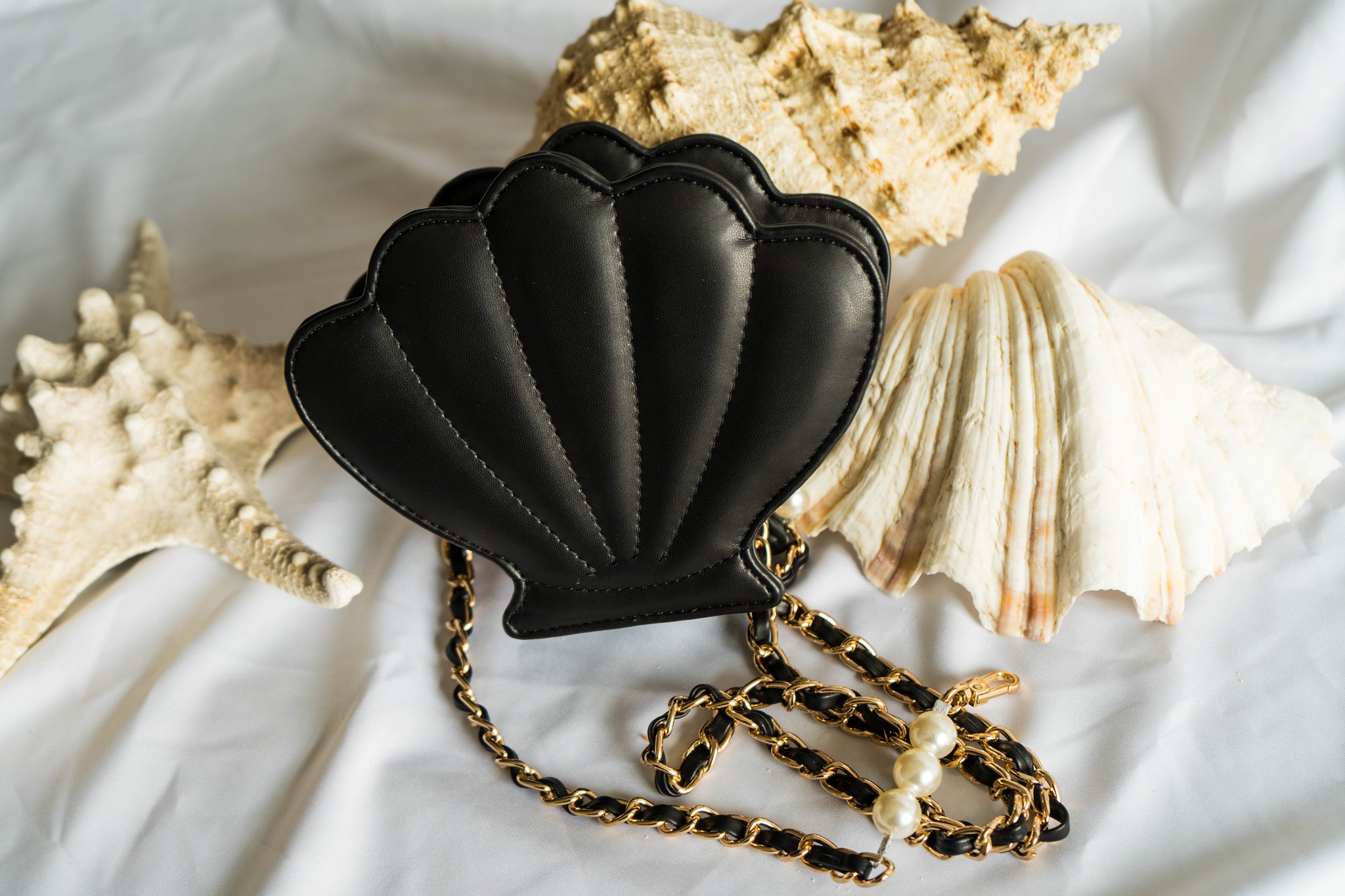 Nook's Fan Paradise 🍃 | Handmade Animal Crossing Merch Shop – Baddyfox