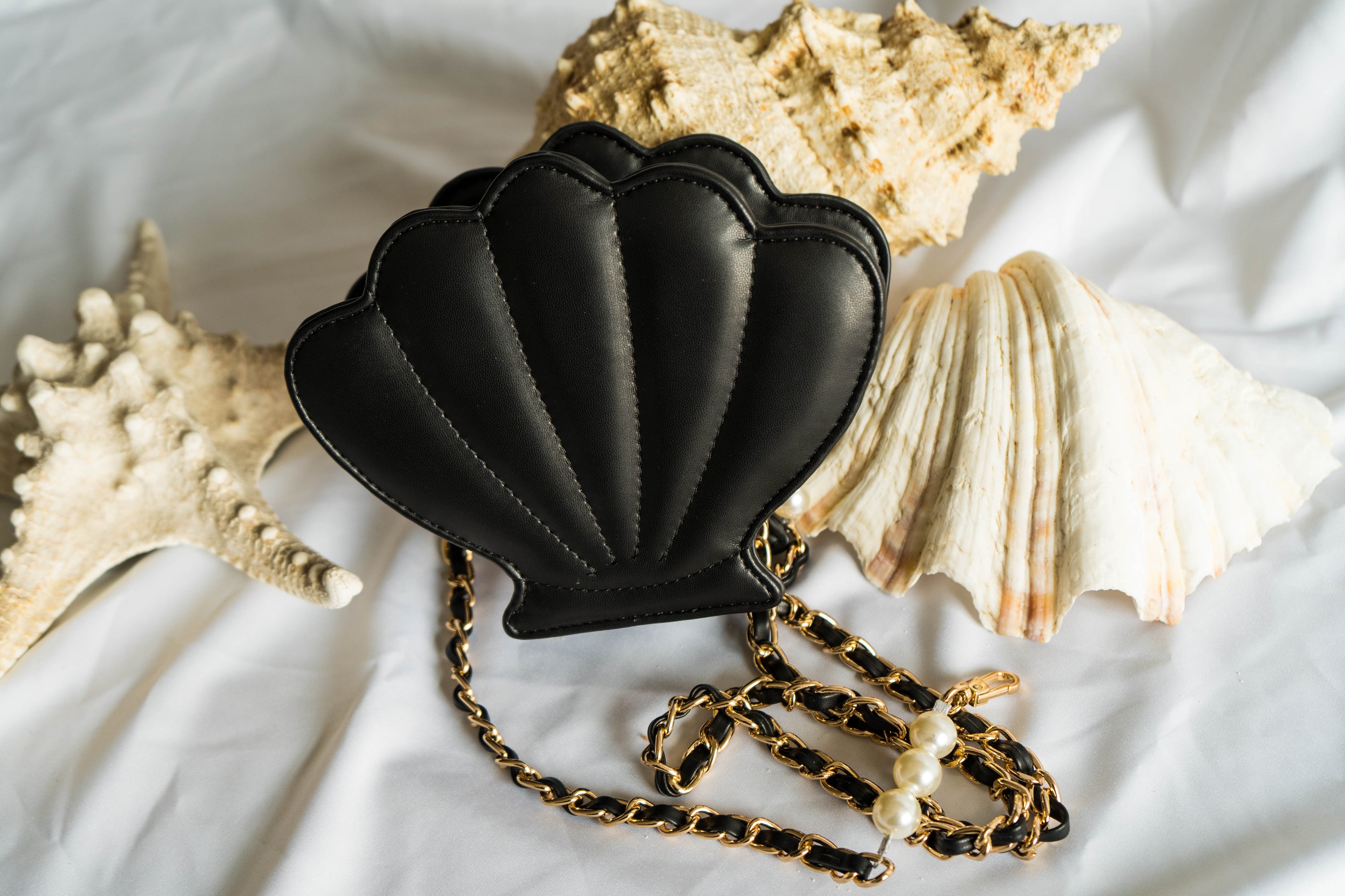 Nook's Fan Paradise 🍃 | Handmade Animal Crossing Merch Shop – Baddyfox